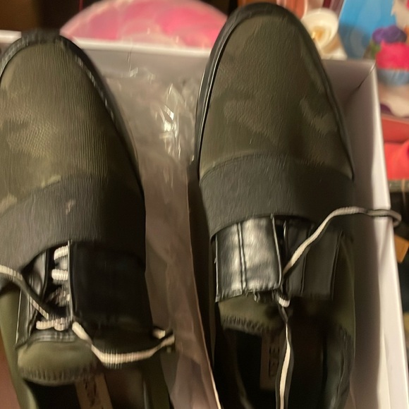 Steve Madden | Shoes | Steve Madden Antics Camouflage Sneakers | Poshmark